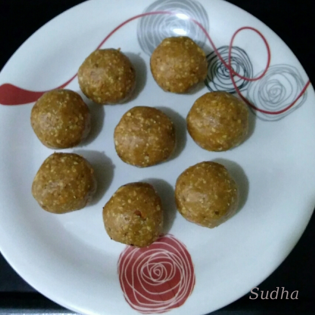 Shengdana Laadoo (शेंगदाण्याचे लाडू) - Peanut Laddu | My Family Recipes