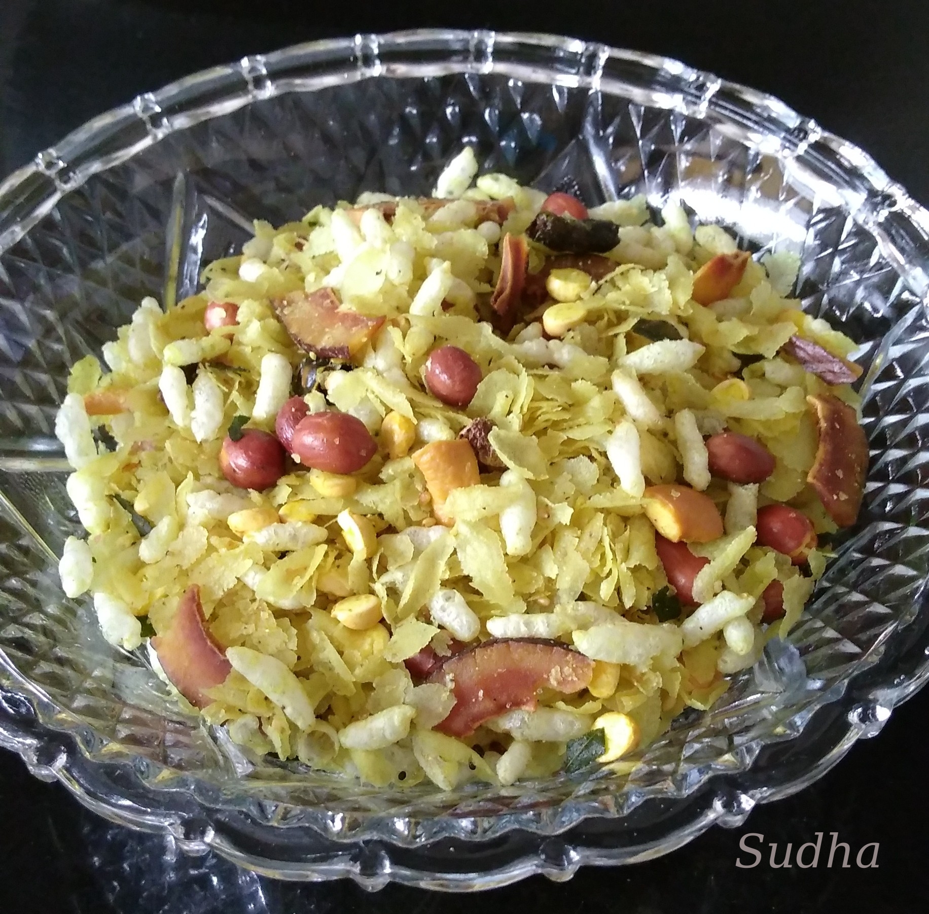 Tips for making Perfect Thin Poha Chivada (पातळ पोह्यांचा परफेक्ट चिवडा ...