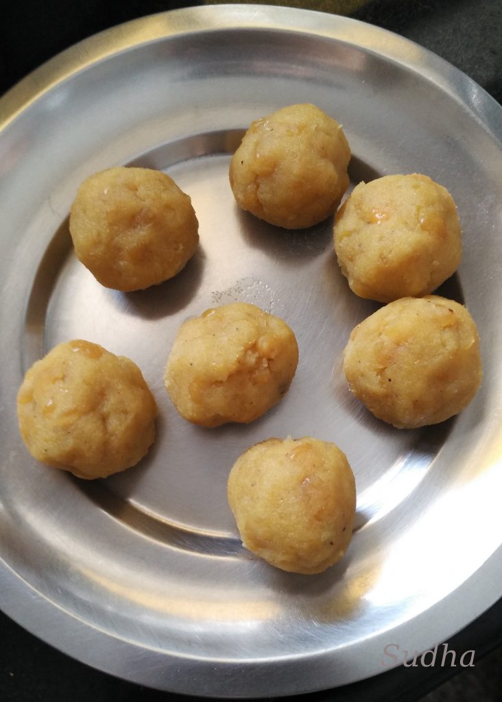 Sukrunde (सुकरुंडे) - Delicious Sweet Fritters made using Bengal Gram ...