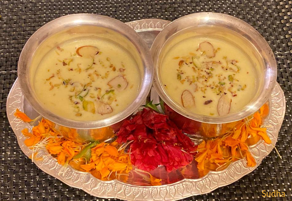 Masala Dudh (मसाला दूध) - Traditional Maharashtrian Sweet Milk | My ...