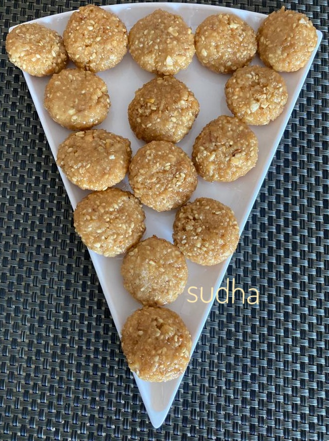 Khatkhate (खटखटे) - Goan Coconut Candy – With Jaggery | My Family Recipes