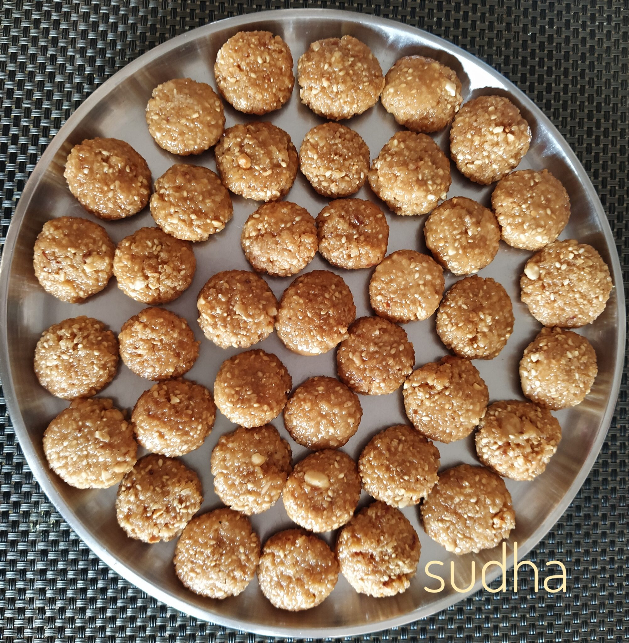 Khatkhate (खटखटे) - Goan Coconut Candy – With Jaggery | My Family Recipes