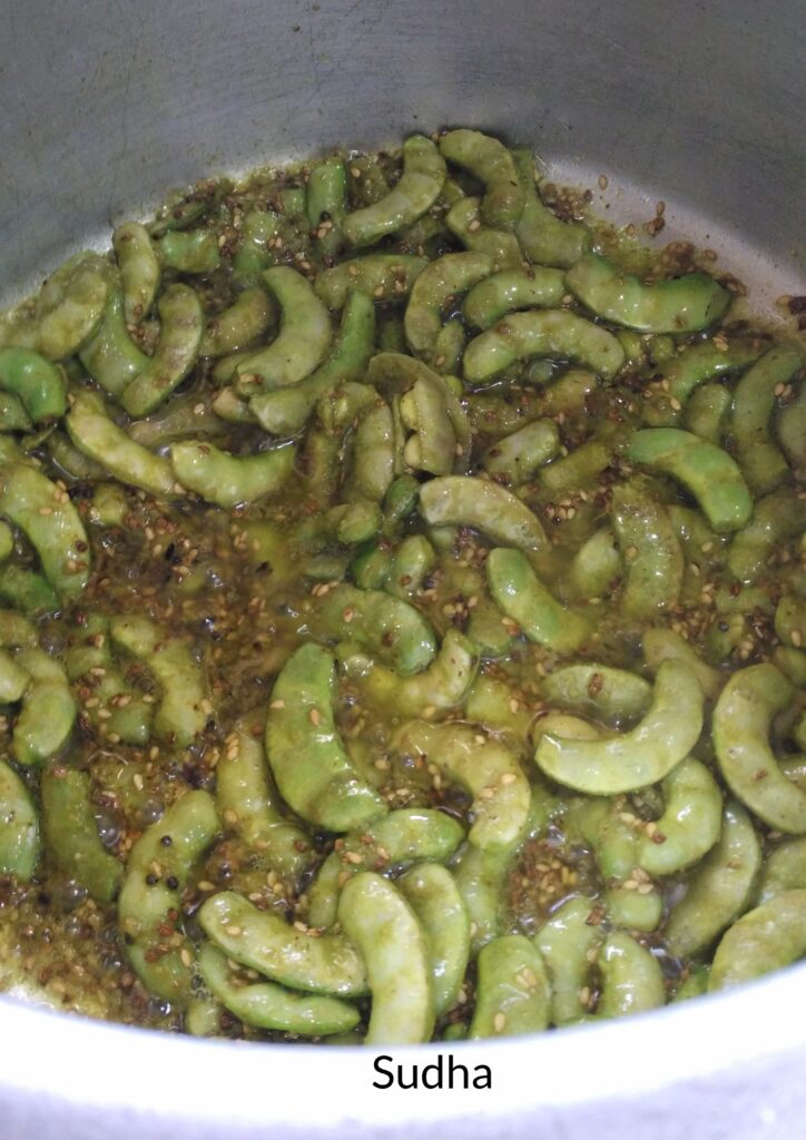 Undhiyo (उंधीयो) - Popular Mixed Vegetable from Gujarat | My Family Recipes