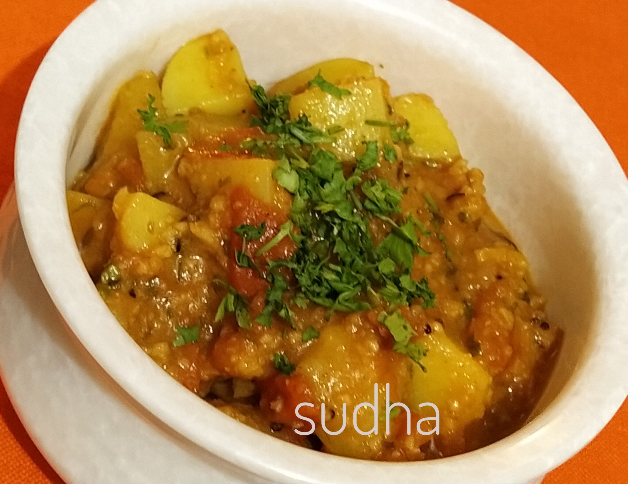 Tomato Batata Rassa (टोमॅटो बटाटा रस्सा) – Tomato Potato Subji | My ...